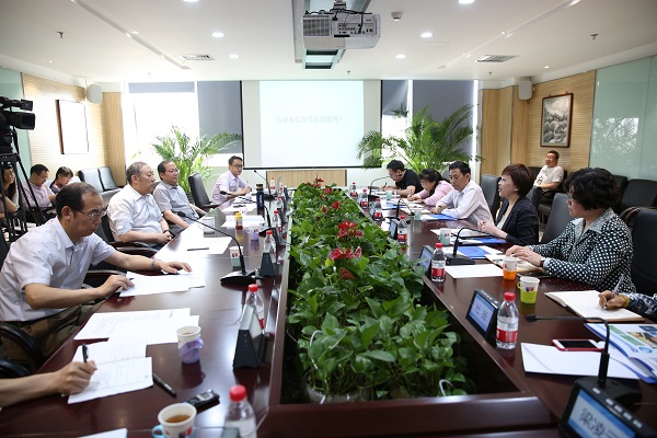 司马红调研北京科学技术情报学会